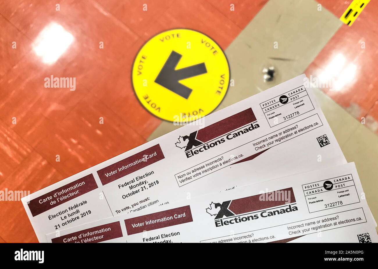 Voter registration card hi-res stock photography and images - Alamy