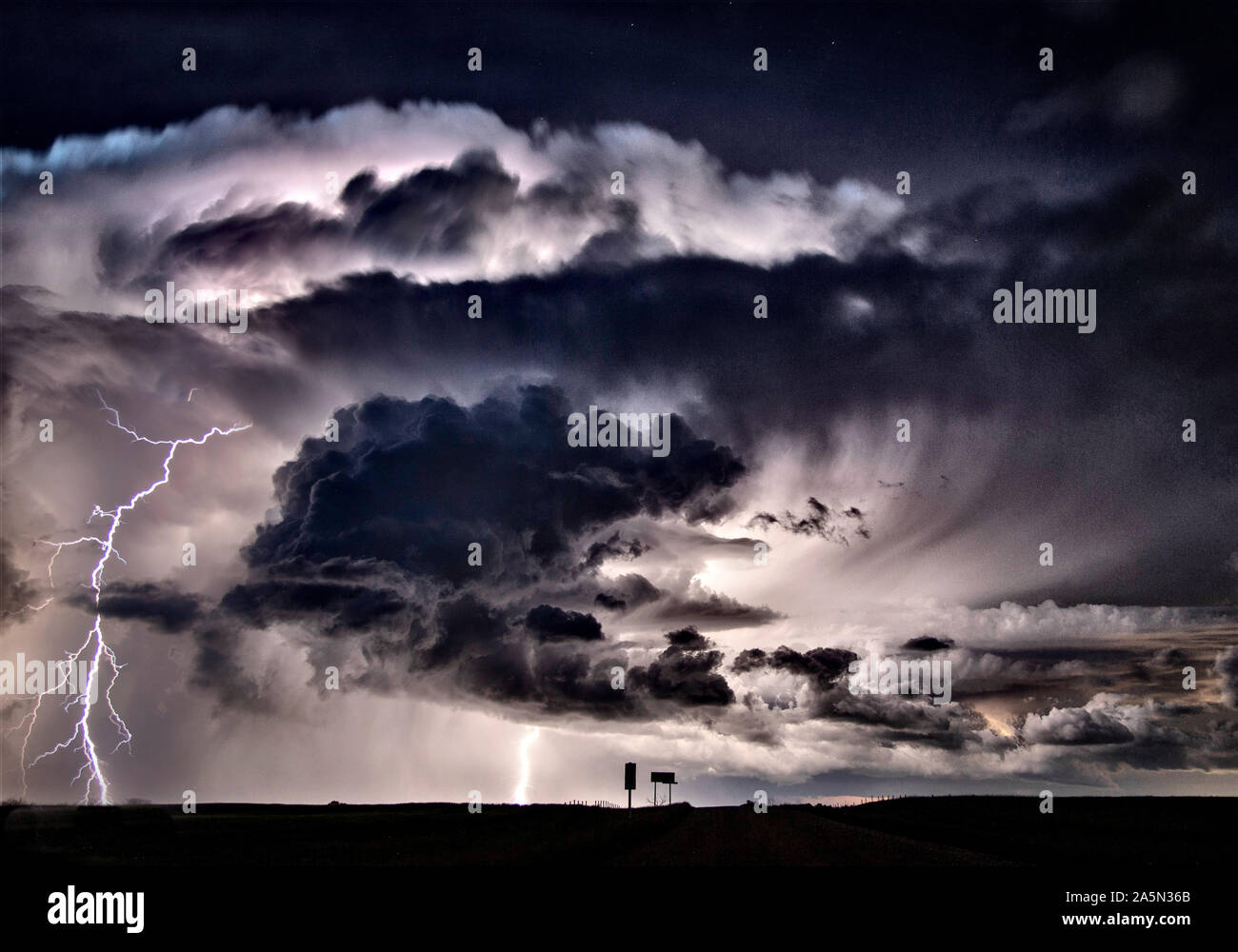Lightning storm clouds canada hi-res stock photography and images - Alamy