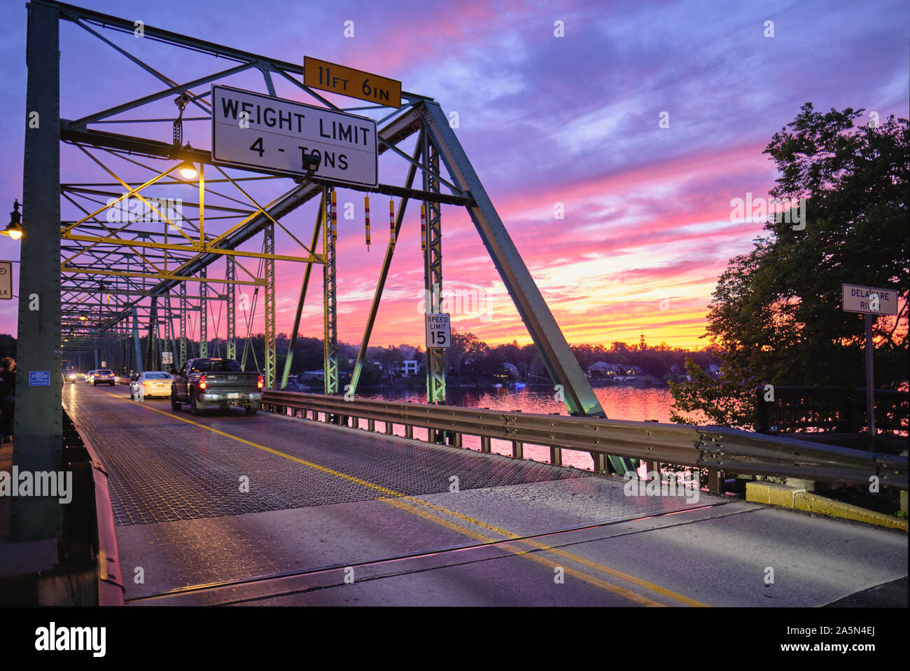 New hope lambertville bridge hi-res stock photography and images - Alamy