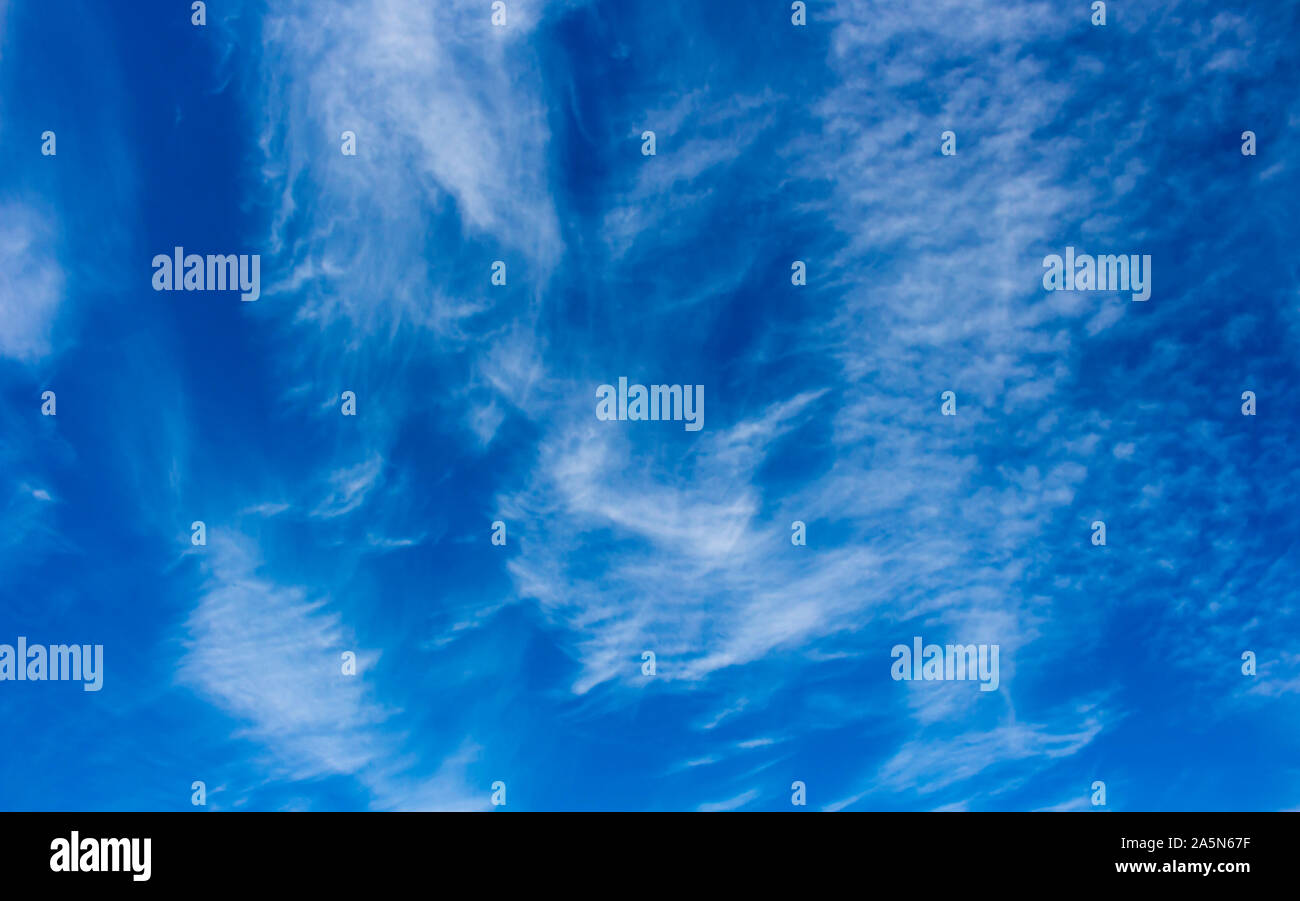 High white wispy cirrus cirro-stratus clouds in a blue Australian sky ...