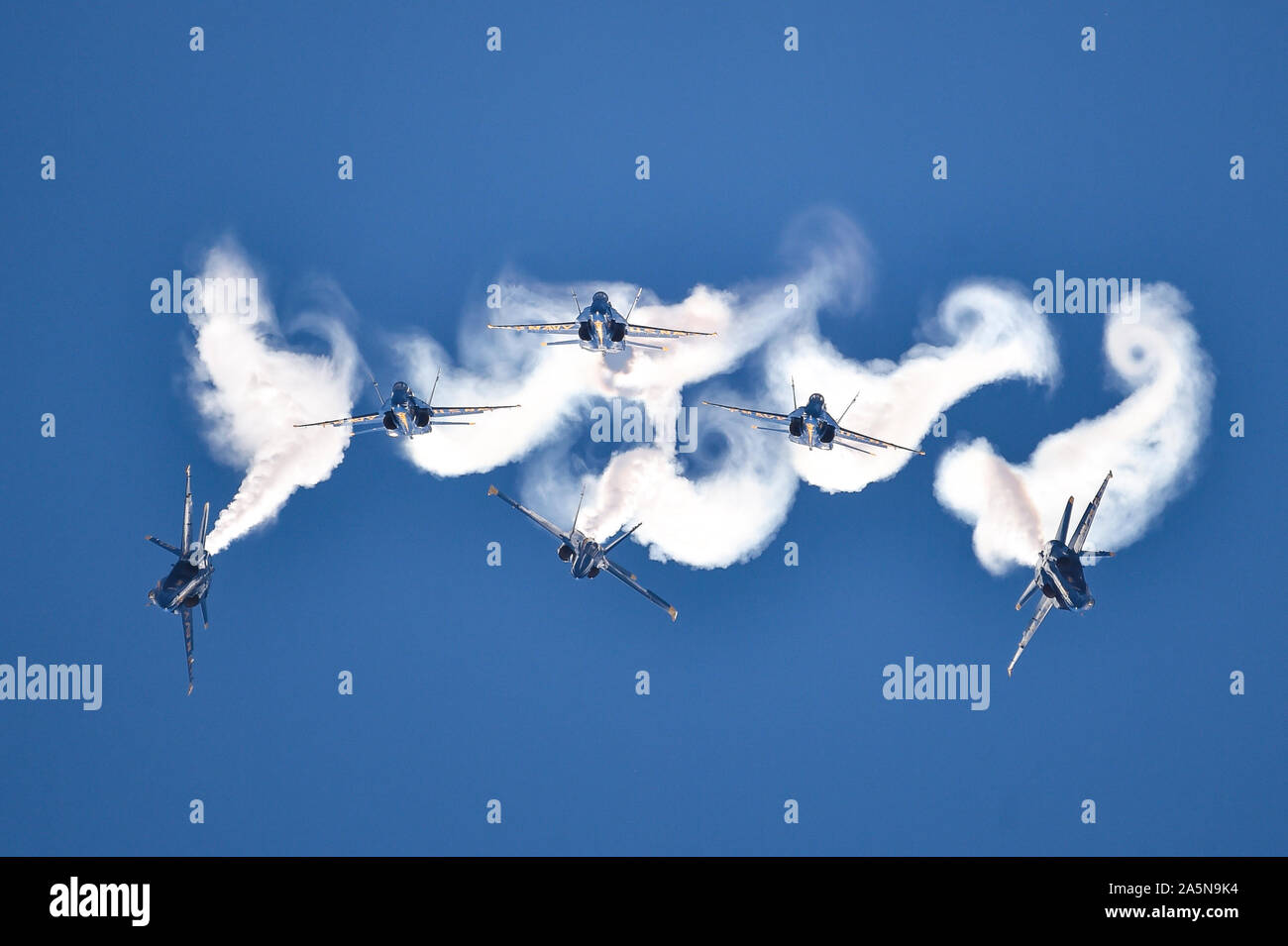 Blue angel loop hi-res stock photography and images - Alamy