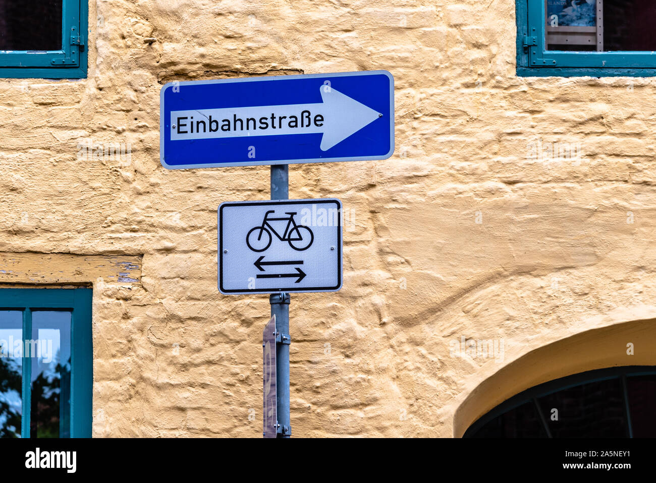 German road sign one way street hi-res stock photography and images - Alamy