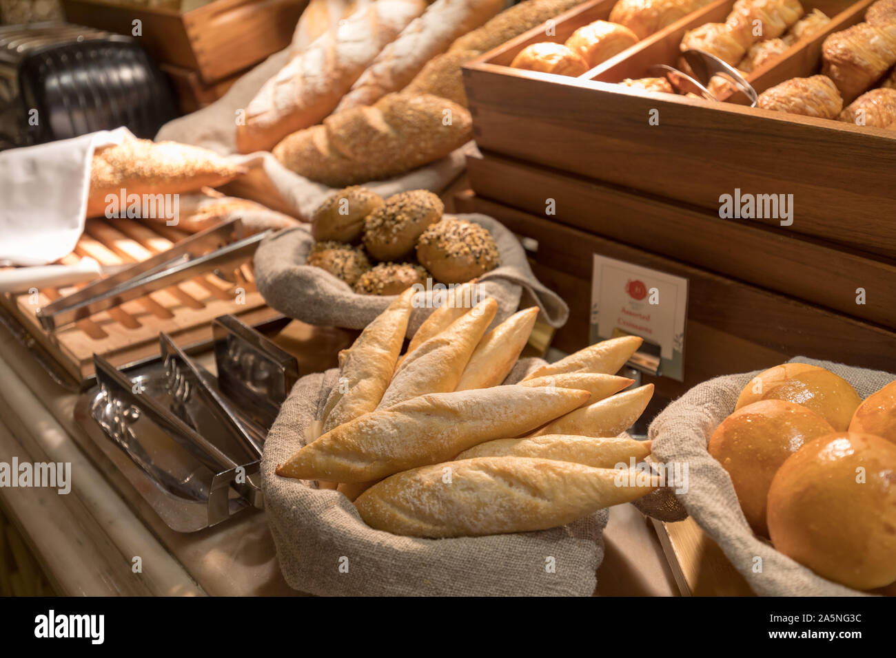 Fresh bread in luxury hotel breakfast buffet, restaurant interior Stock ...
