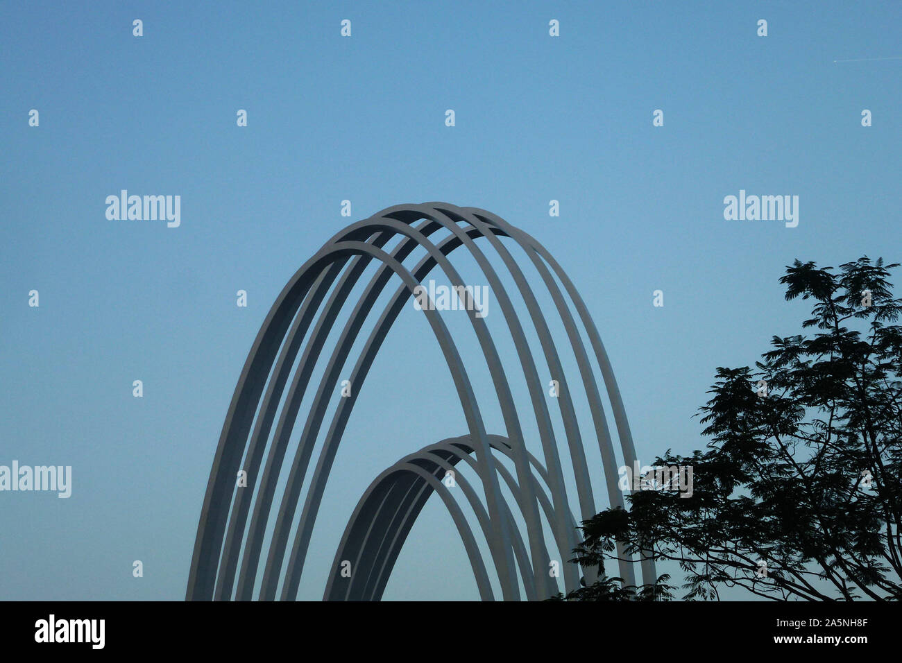 Curved architectural landscape Stock Photo - Alamy