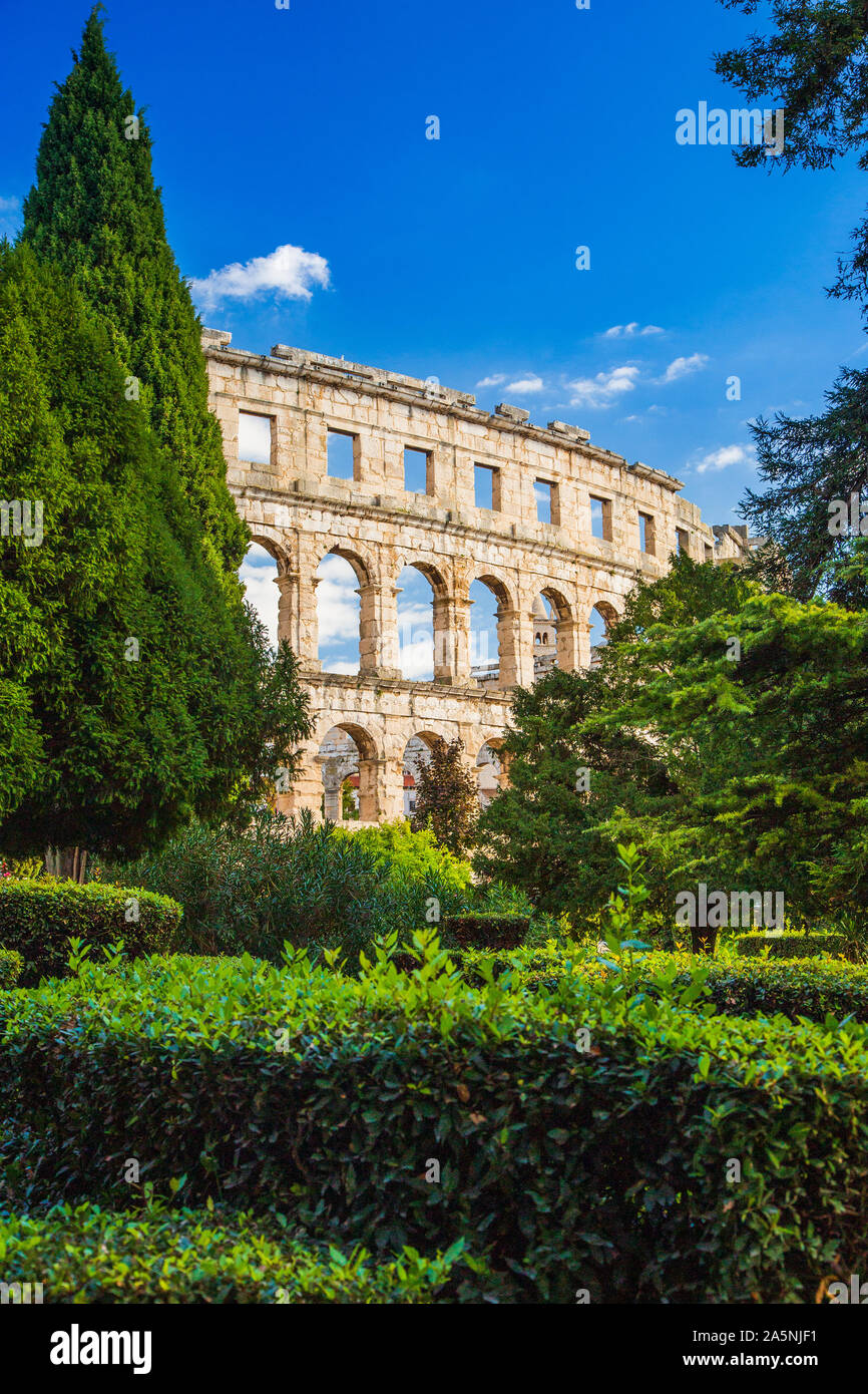 Ancient Roman Arena in Pula, Istria, Croatia, historic amphitheater ...