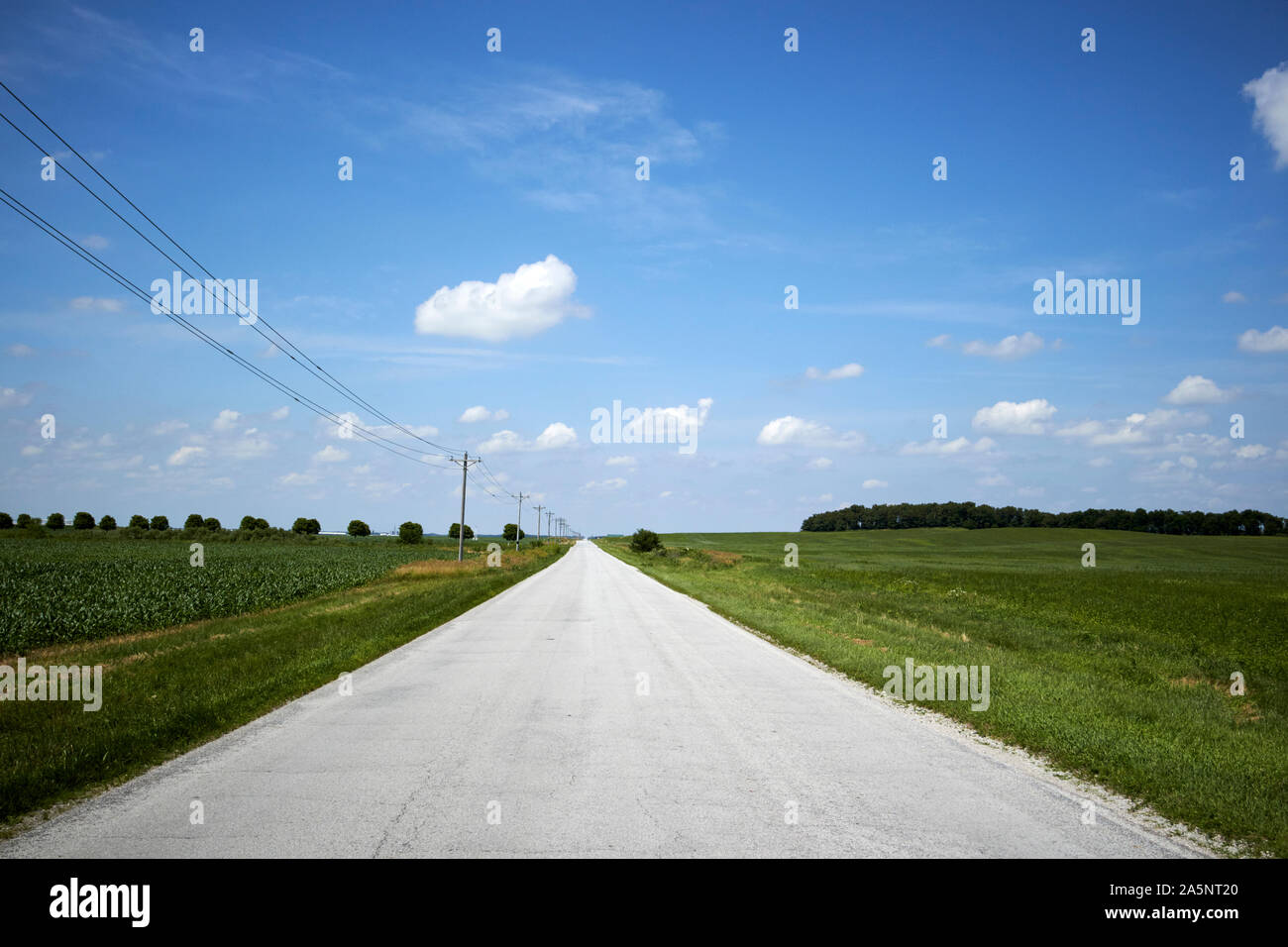 Small rural farms hi-res stock photography and images - Alamy