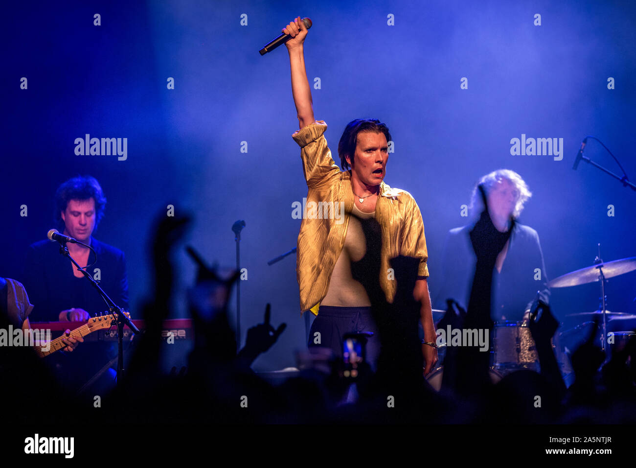 Alex cameron musician hi-res stock photography and images - Alamy