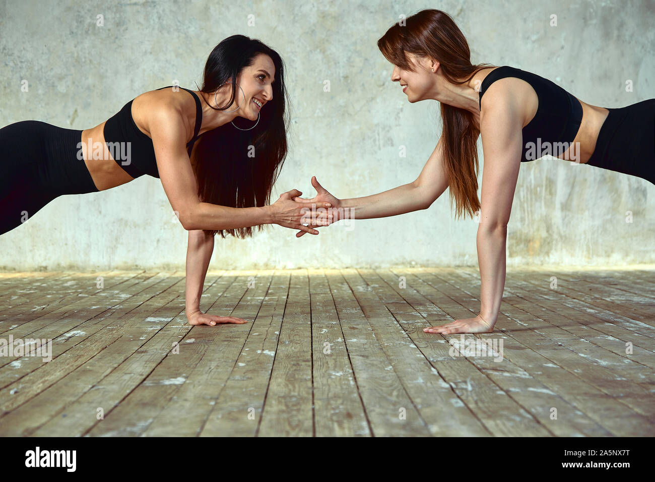 Paired exercises hi-res stock photography and images - Alamy
