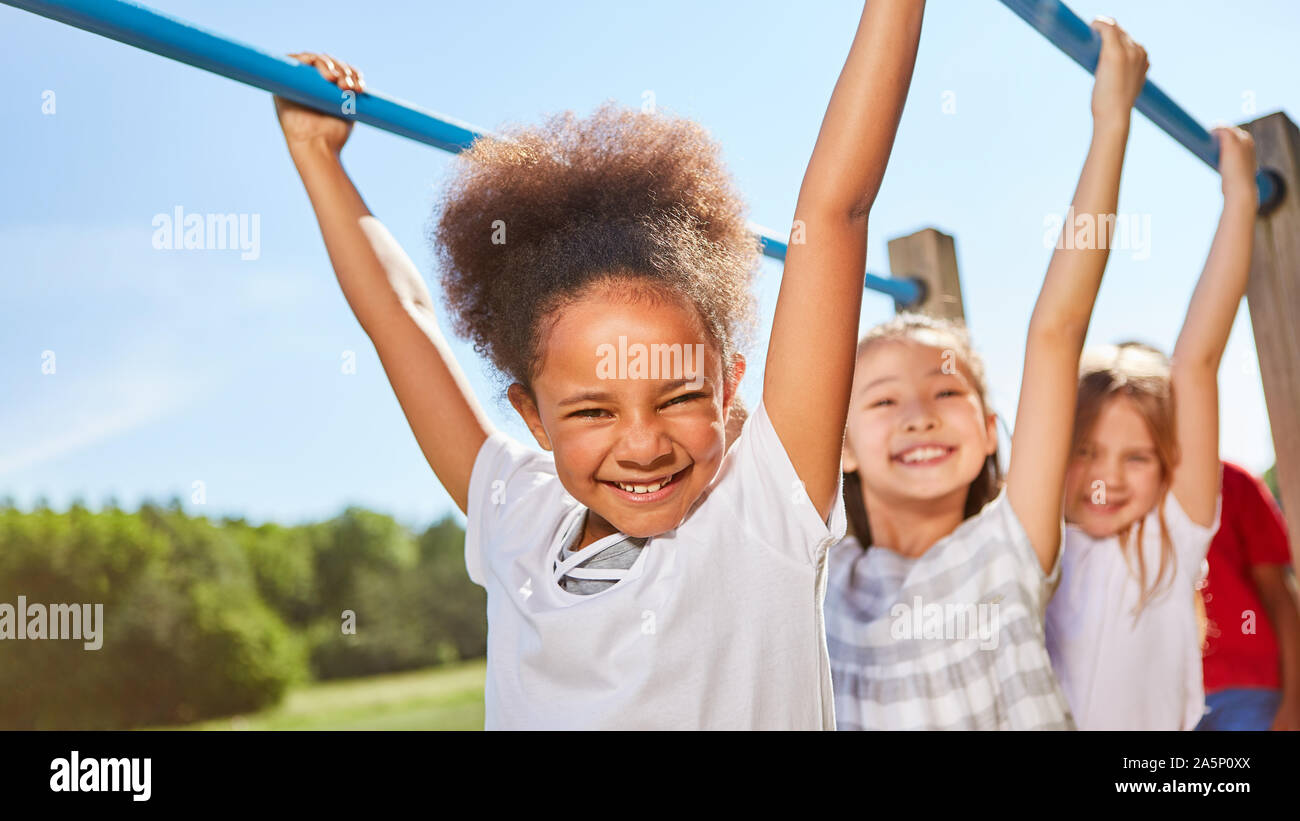 Multicultural kids hi-res stock photography and images - Alamy