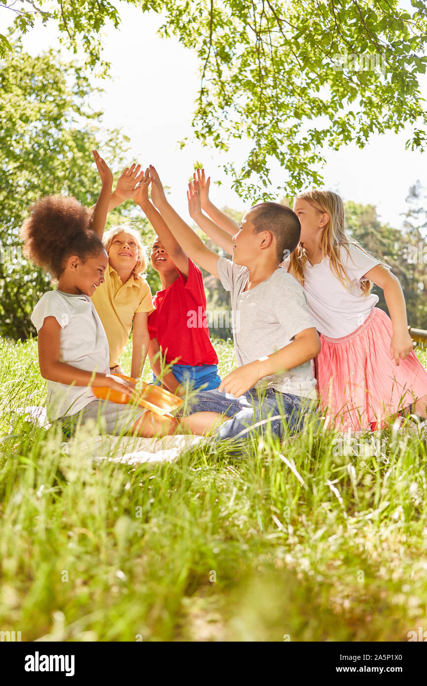 Five children five children hi-res stock photography and images - Alamy