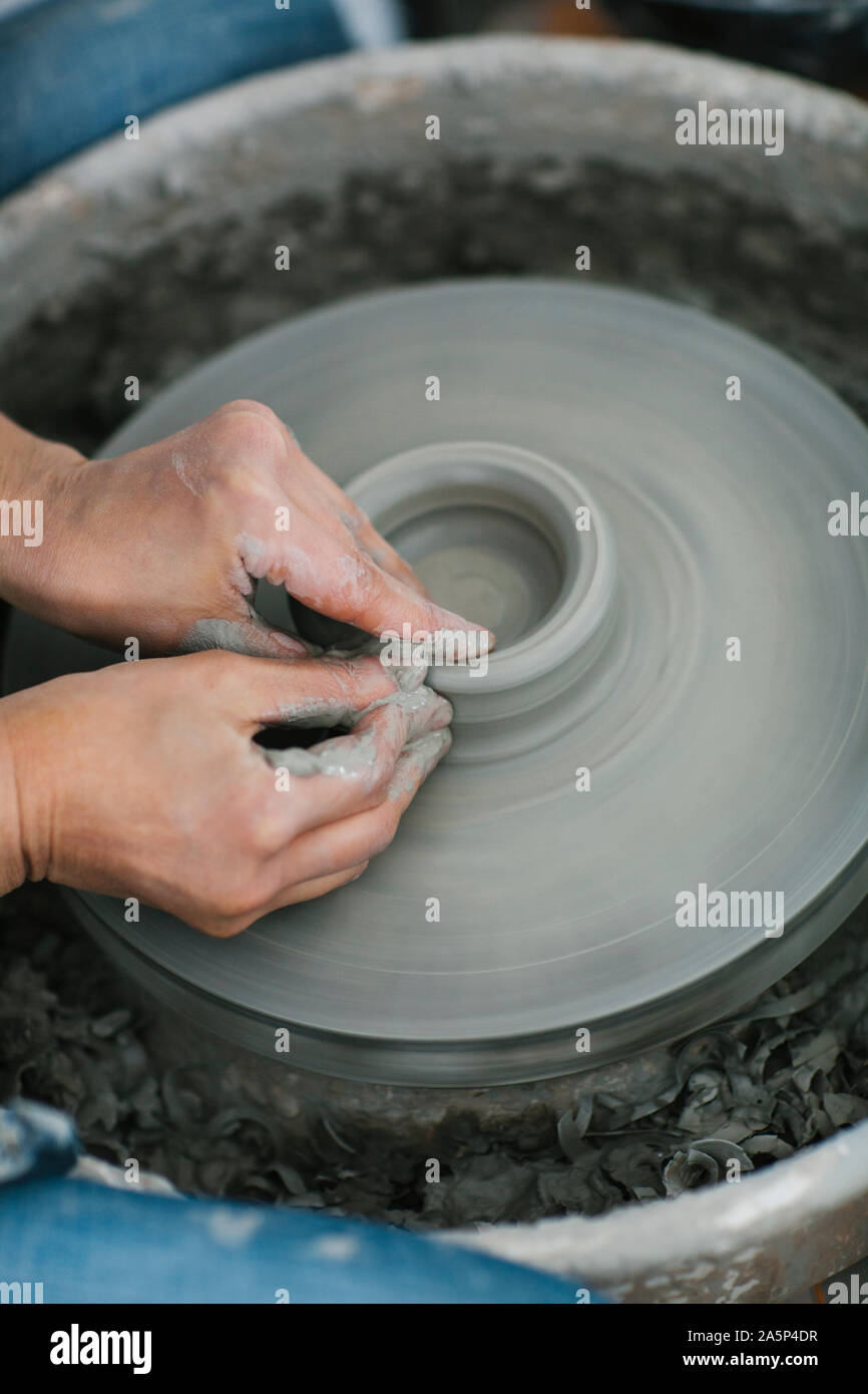 Potter at work Stock Photo - Alamy