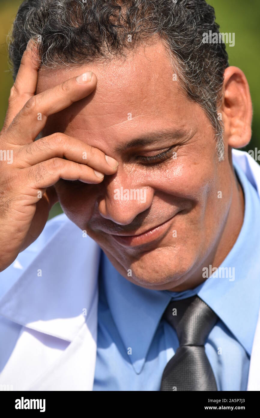 Doctor decide hi-res stock photography and images - Alamy