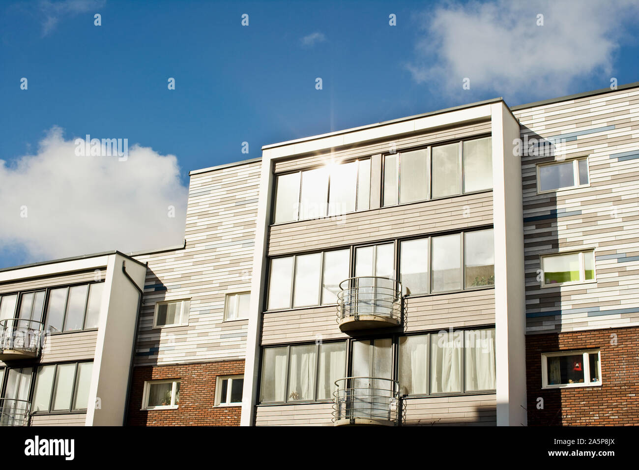 Modern block of flats Stock Photo - Alamy