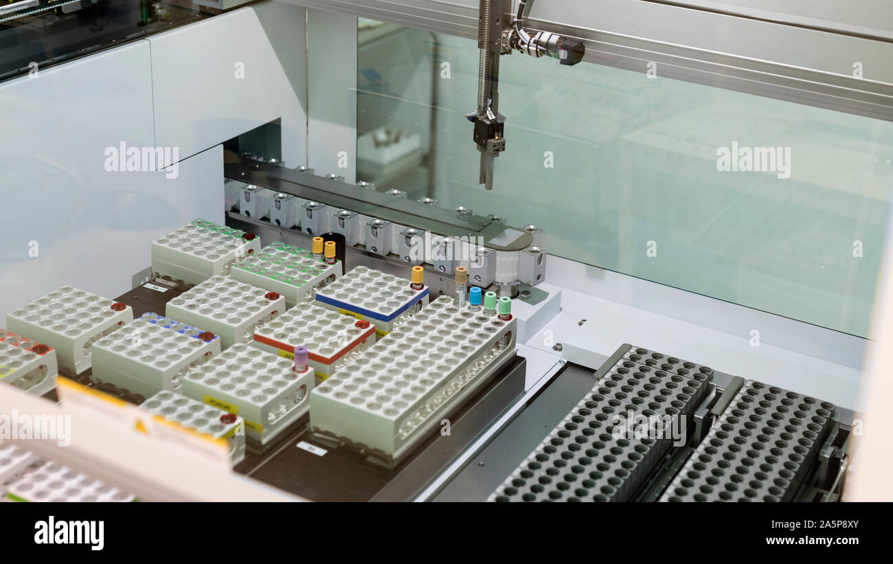 Laboratory equipment at work Stock Photo - Alamy