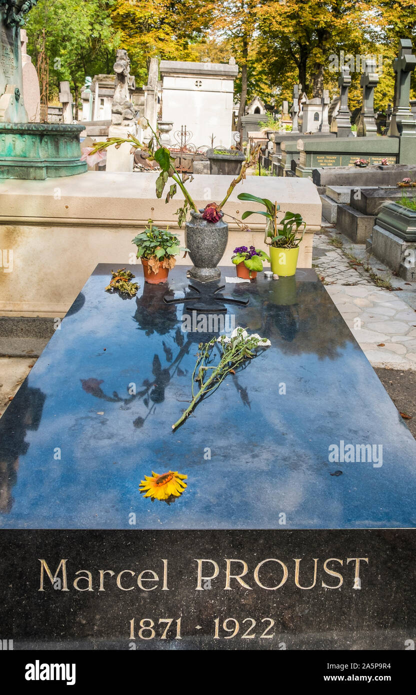 gravesite of french writer marcel proust, pere lachaise cemetery Stock ...
