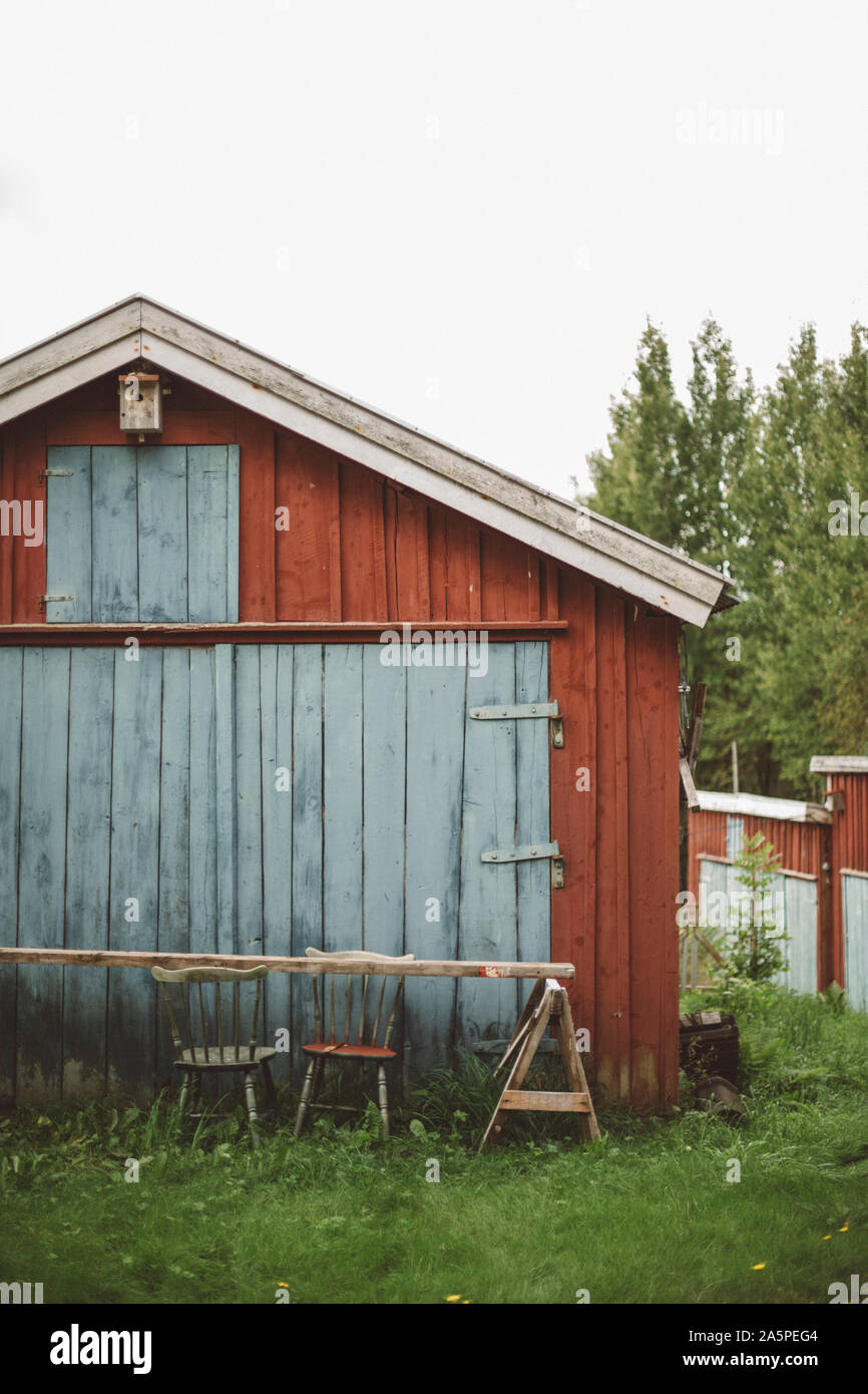 Exterior of wooden barn Stock Photo - Alamy