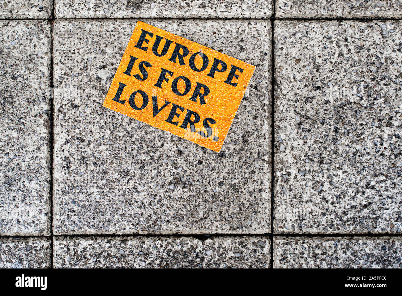 Text on wall Stock Photo - Alamy
