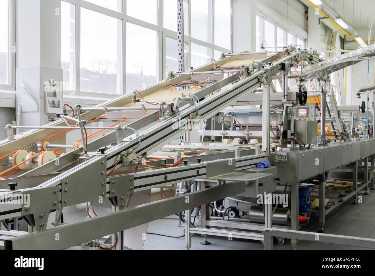 Wafer processing machine hi-res stock photography and images - Alamy