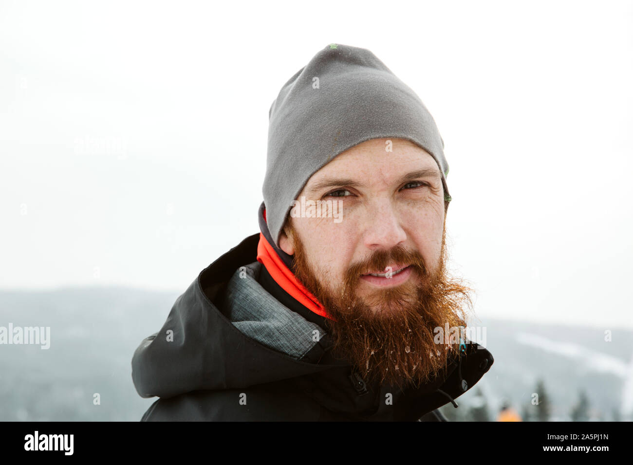 Man beard on ski slope hi-res stock photography and images - Alamy