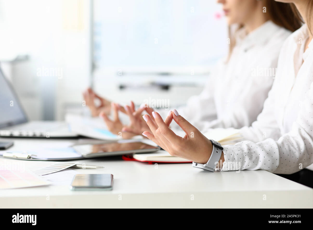 Smart worker hi-res stock photography and images - Alamy