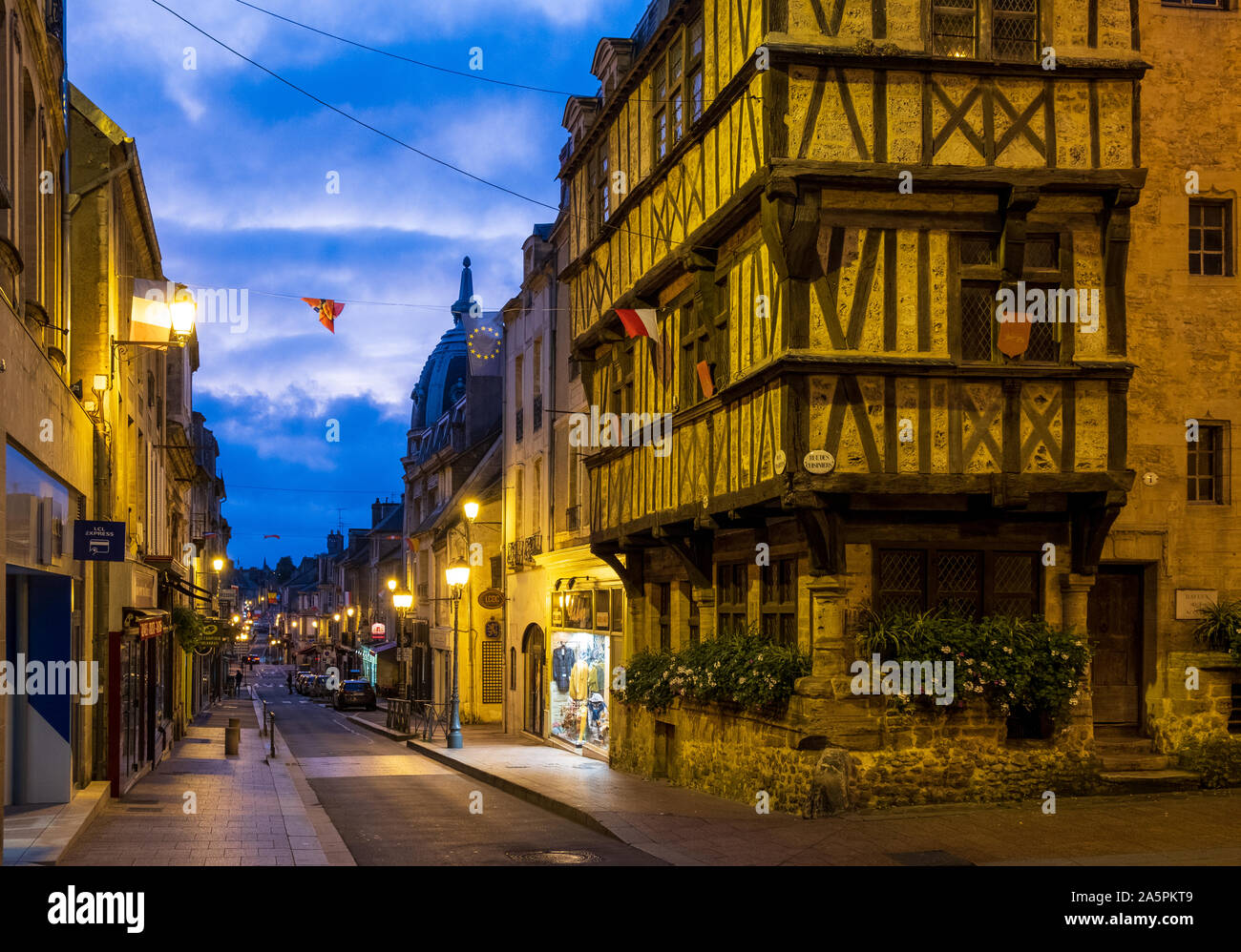 Bayeux town centre, view down Rue Saint-Martin Stock Photo - Alamy