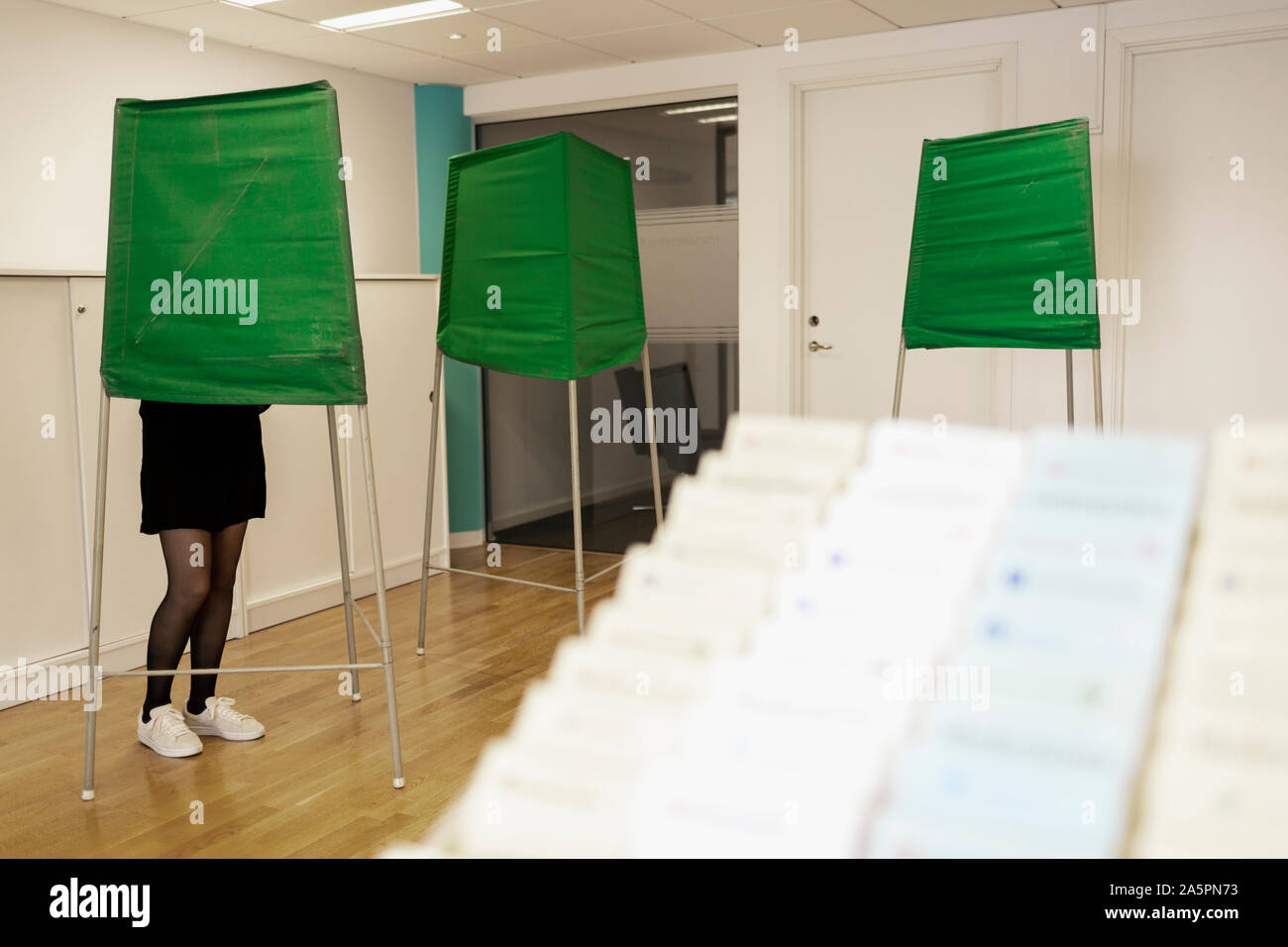 Brochures in voting point Stock Photo - Alamy