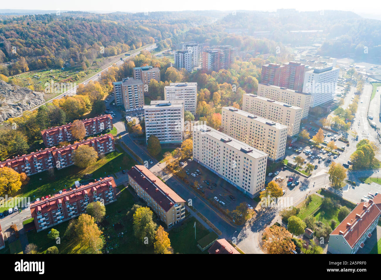 Residential area of city hi-res stock photography and images - Alamy