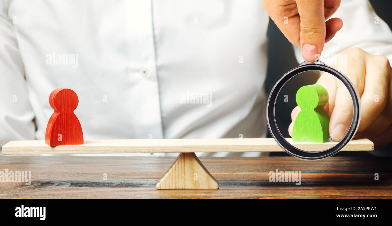 Resolving conflict hi-res stock photography and images - Alamy