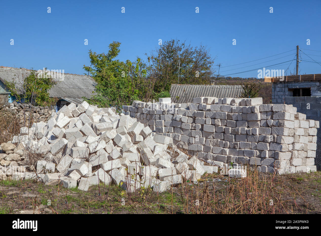 pile of white bricks for house construction Stock Photo - Alamy