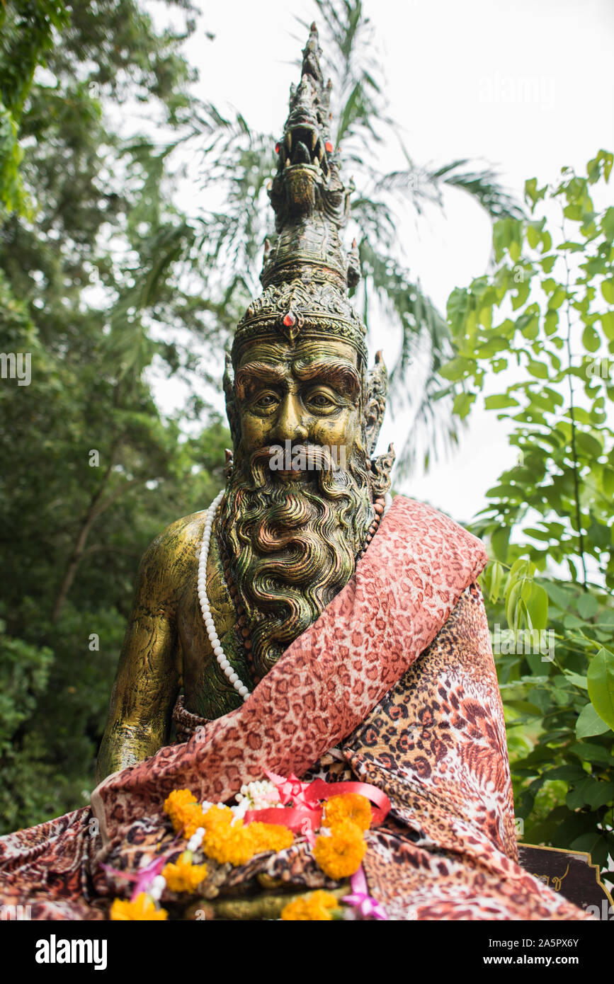 Buddhist figures in Thailand, Wat Kham Chanot in the province of Udon ...