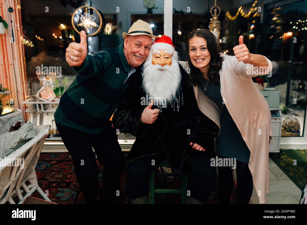 Santa claus visit hi-res stock photography and images - Alamy