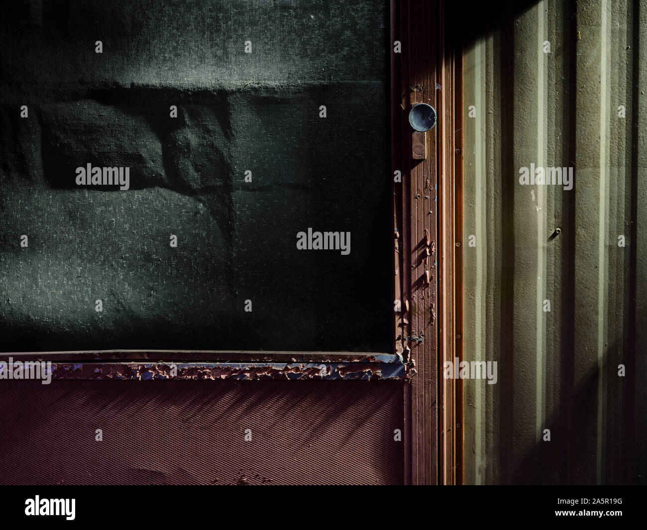 Torn screen door hi-res stock photography and images - Alamy