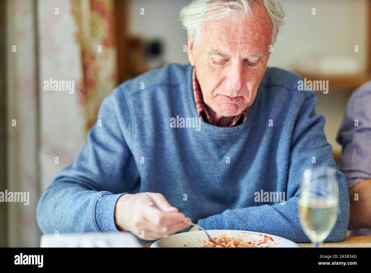 Spaghetti eat hi-res stock photography and images - Alamy