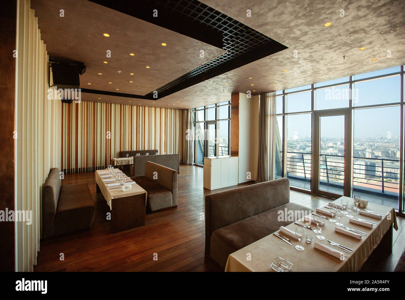 Bright restaurant hall tables hi-res stock photography and images - Alamy