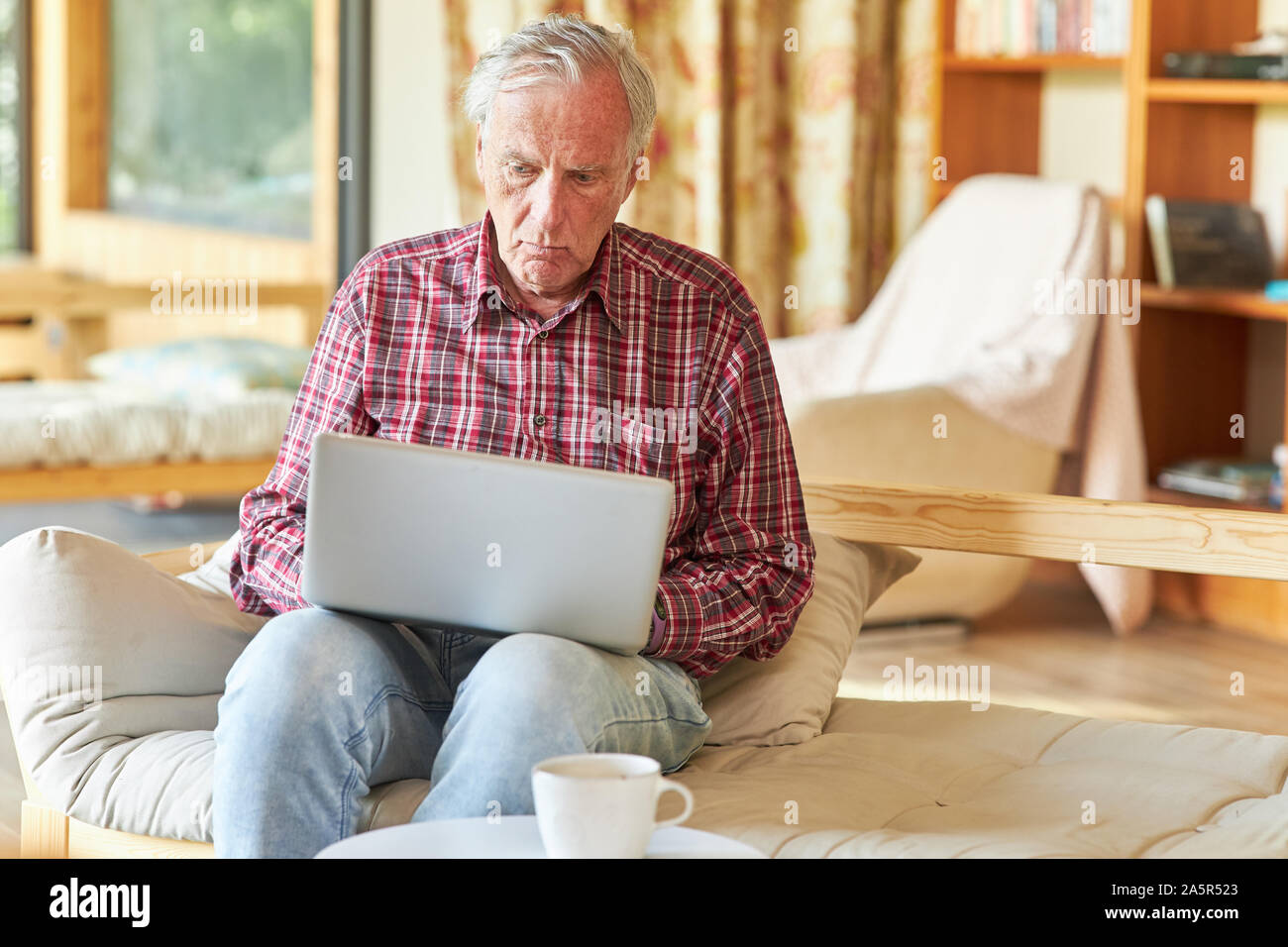 Old computer room hi-res stock photography and images - Alamy