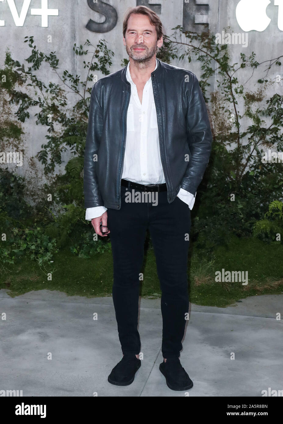 Adrian fox hi-res stock photography and images - Alamy