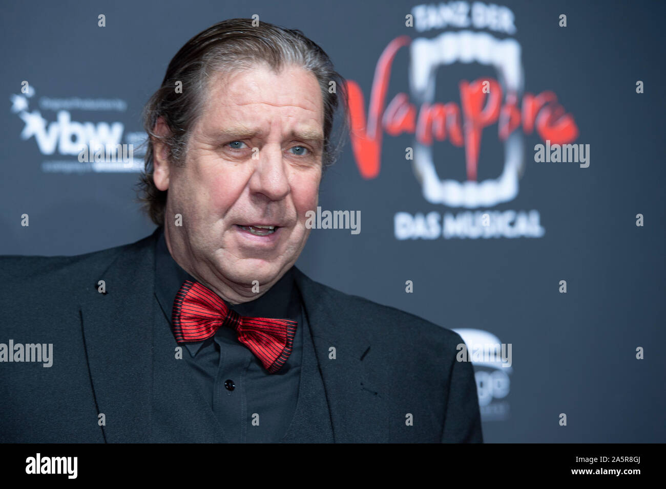 Uwe ROHDE, actor, red carpet, Red Carpet Show, premiere of the musical ...