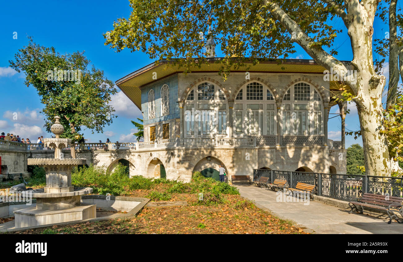 TOPKAPI PALACE TURKEY THE UPPER TERRACE AND BAGHDAD PAVILION OR KIOSK ...