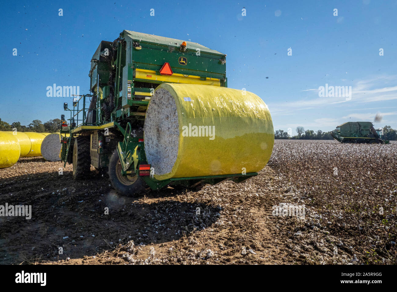 Havester hi-res stock photography and images - Alamy