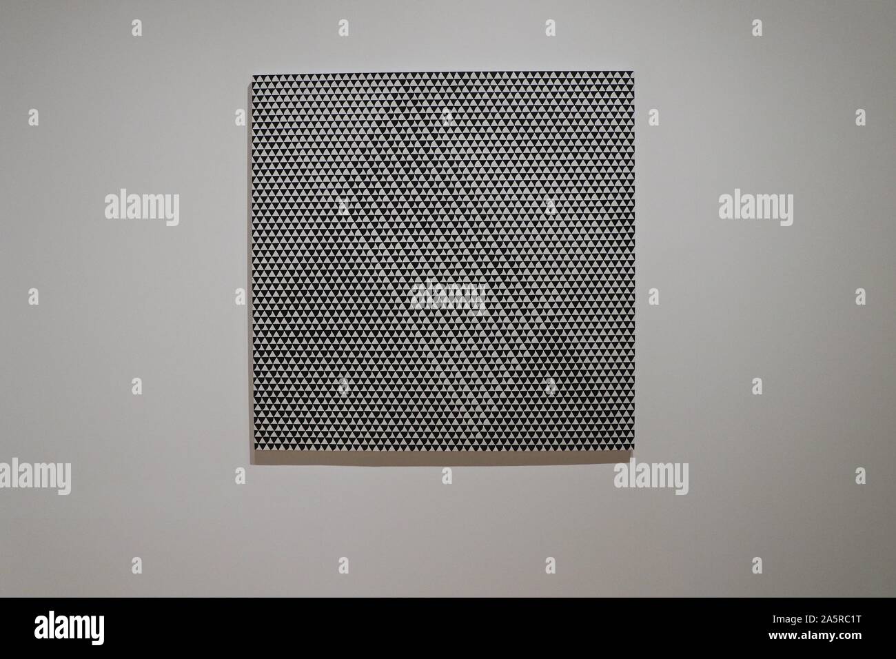 Bridget riley blaze 1 hi-res stock photography and images - Alamy