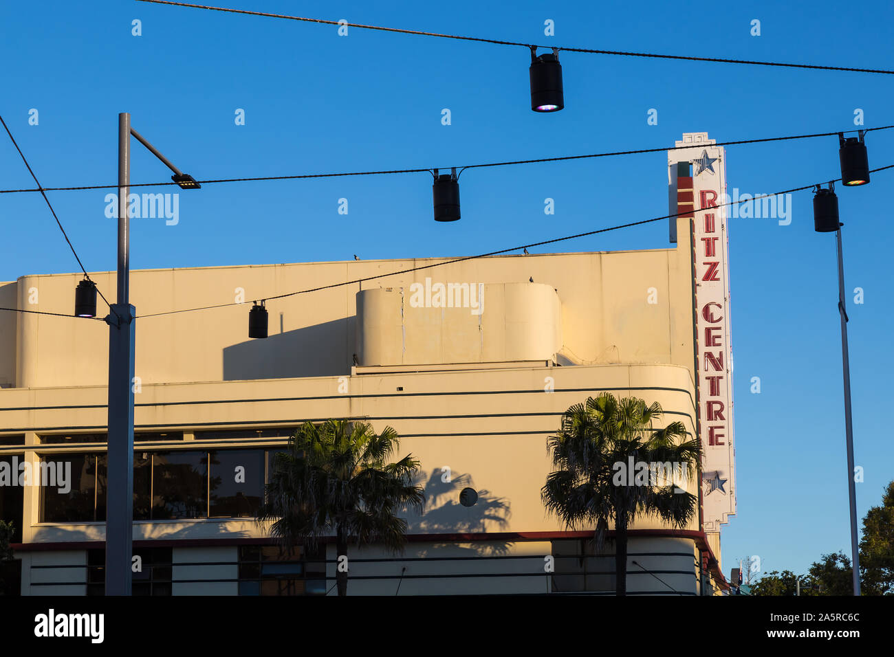 The Ritz Cinema, Port Macquarie, NSW. A great example of an Art Deco ...