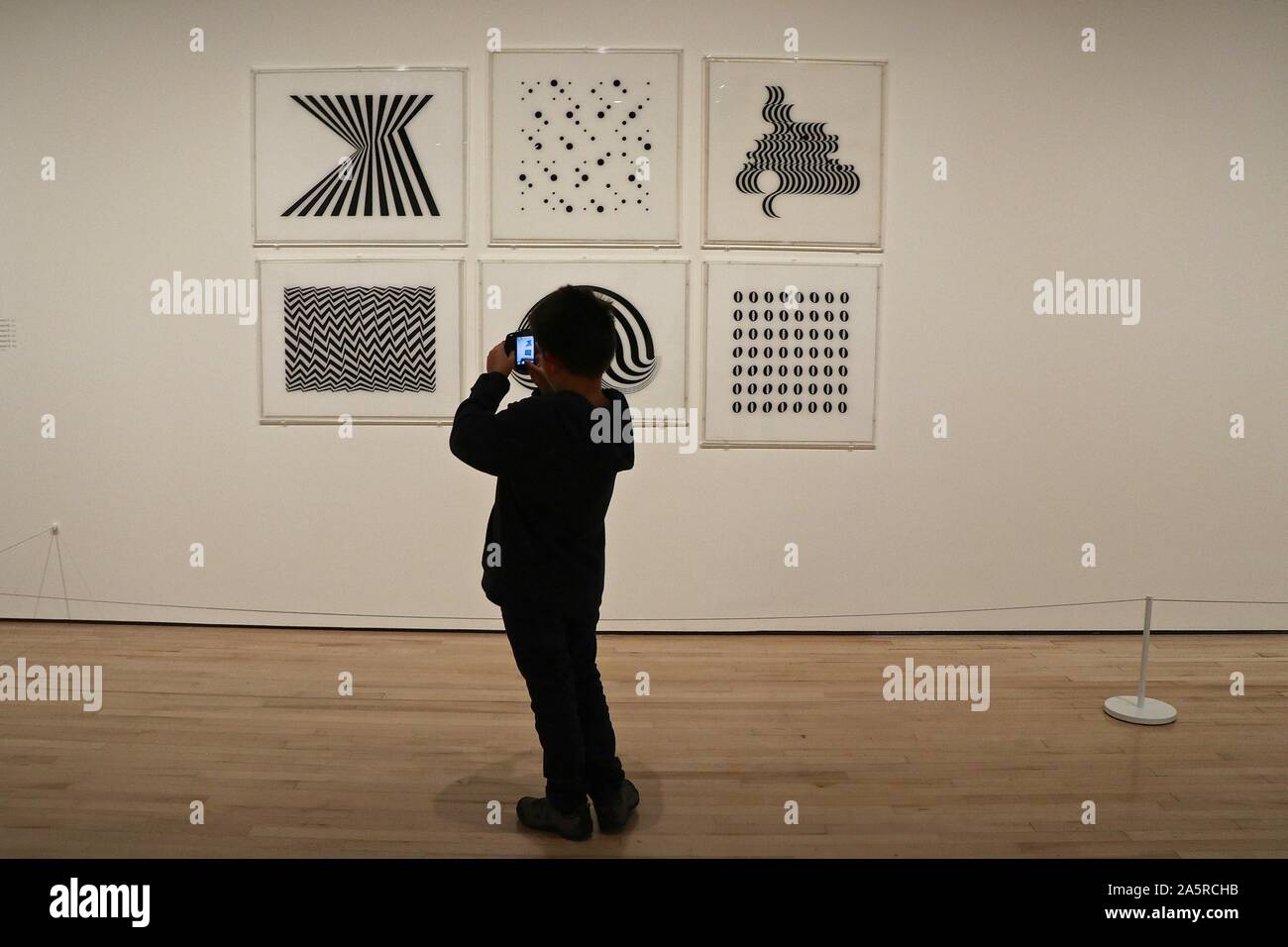 Bridget riley high sky hi-res stock photography and images - Alamy