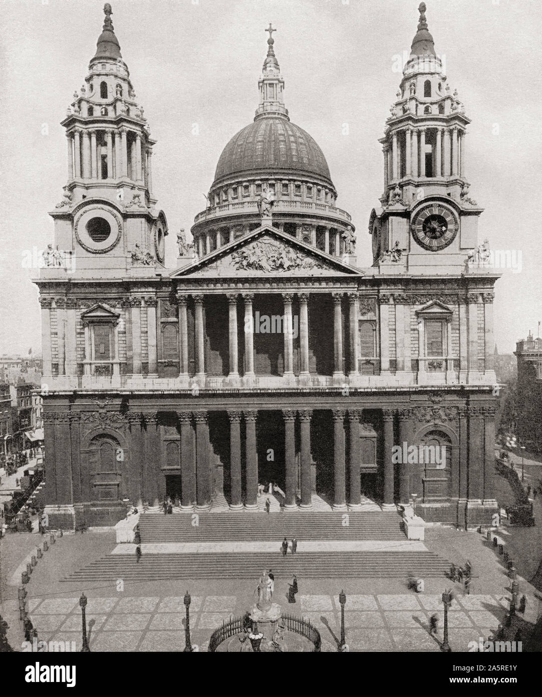 St. Paul's Cathedral, seen here in the early 20th century. From ...
