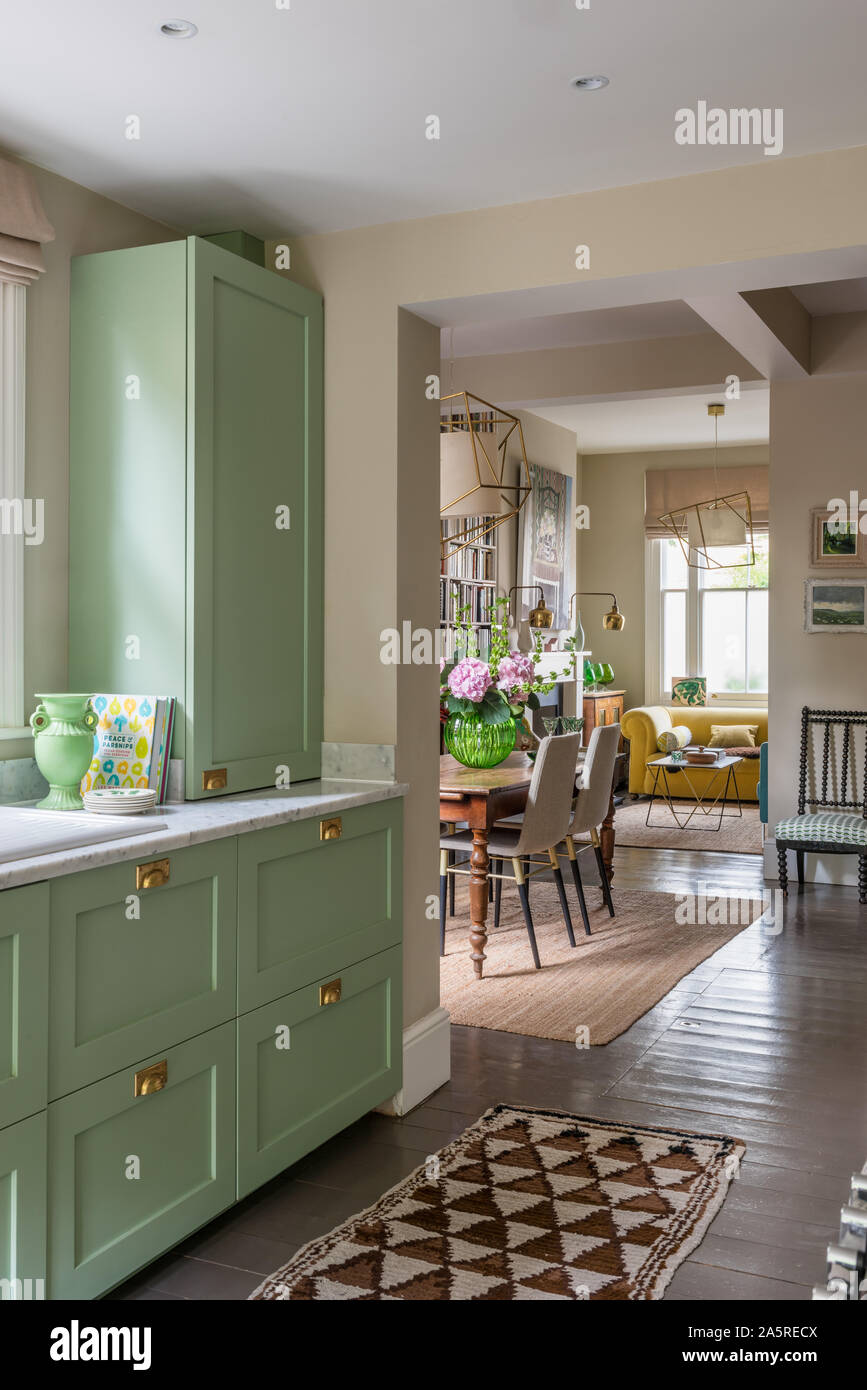 Victorian open drawer hi-res stock photography and images - Alamy