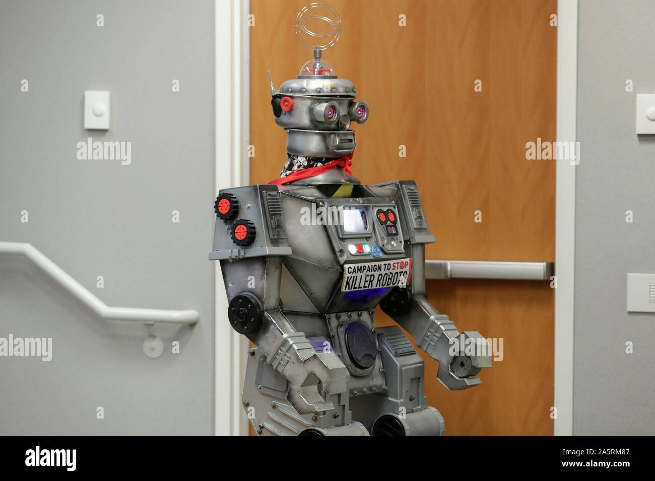 Campaign to stop killer robots hi-res stock photography and images - Alamy