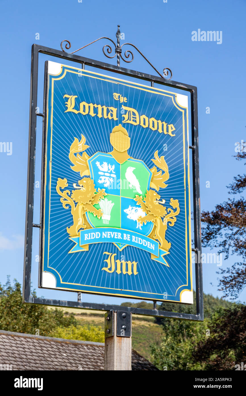 Devon coat of arms hi-res stock photography and images - Alamy