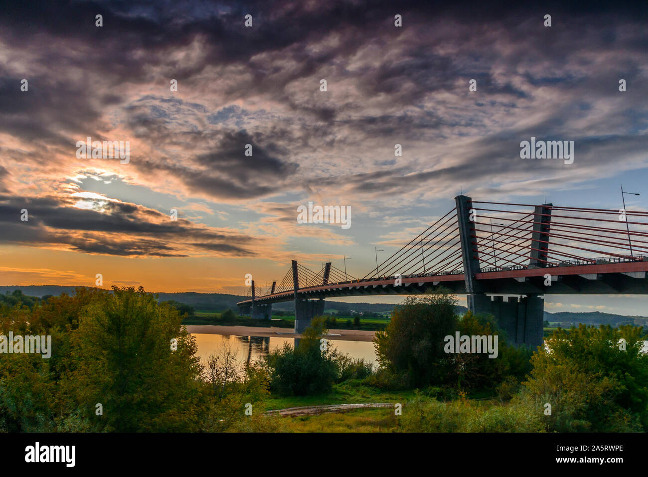 Expressway viaduct hi-res stock photography and images - Alamy