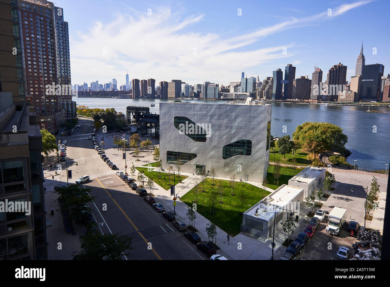 Hunters point community library hi-res stock photography and images - Alamy