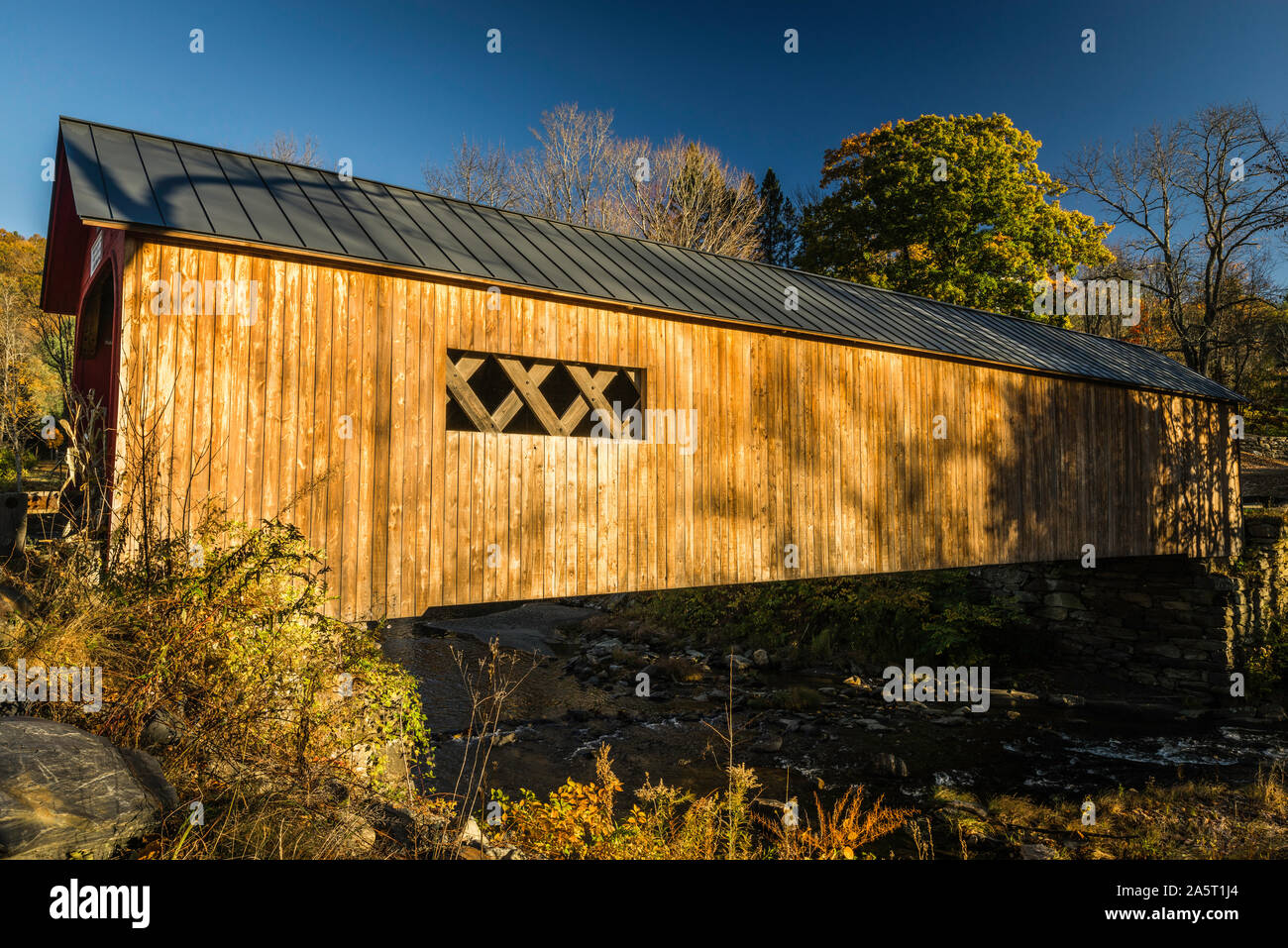 Green river covered bridge guilford hi-res stock photography and images ...
