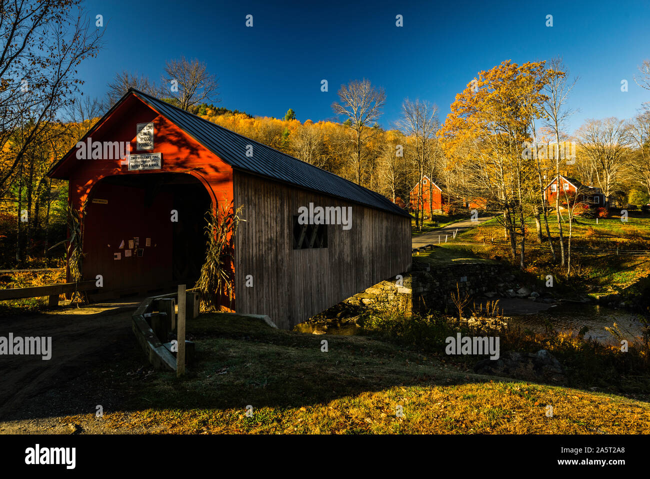Green river covered bridge guilford hi-res stock photography and images ...